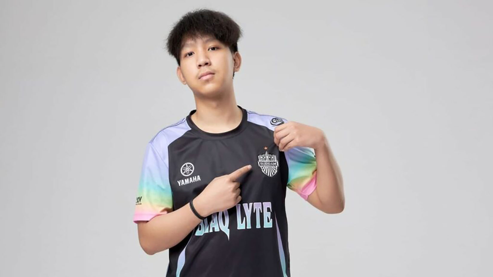 Nunu nghẹn ngào sau chức vô địch AIC 2021 cùng Buriram United: 'Tôi đã ...